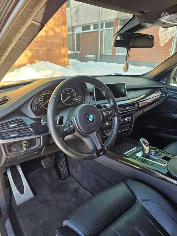 Melns BMW X5 2014 Viļņa, ar dzinēja tilpumu 2.99 L un nobraukumu 239 tūkst. km par 19500 €, foto 8 vietnē AUTOMOTO.COM.LV