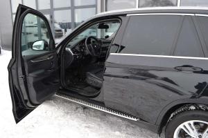 Black BMW X5 2014 in Vilnius, with an engine capacity of 2.99 L and mileage of 214 thousand km for 19000 €, photo 16 on AUTOMOTO.COM.LV