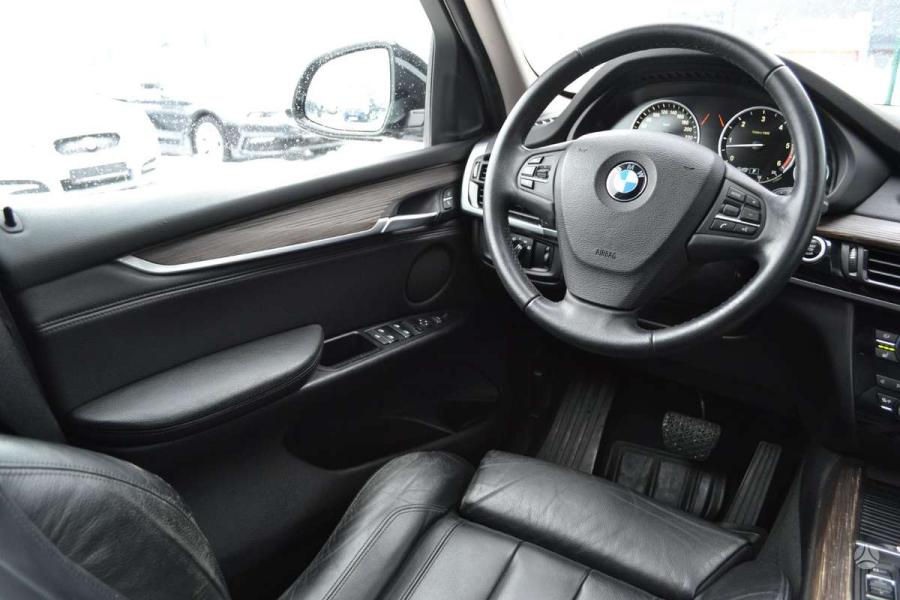 Black BMW X5 2014 in Vilnius, with an engine capacity of 2.99 L and mileage of 214 thousand km for 19000 €, photo 31 on AUTOMOTO.COM.LV