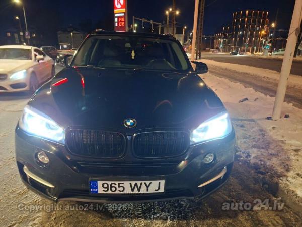 Black BMW X5 2014 in Tallinn, with an engine capacity of 3.00 L and mileage of 360 thousand km for 18999 €, photo 1 on AUTOMOTO.COM.LV