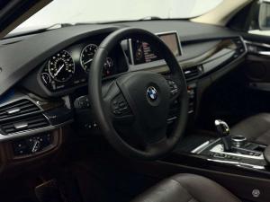 Melns BMW X5 2014 Viļņa, ar dzinēja tilpumu 2.98 L un nobraukumu 213 tūkst. km par 17000 €, foto 8 vietnē AUTOMOTO.COM.LV