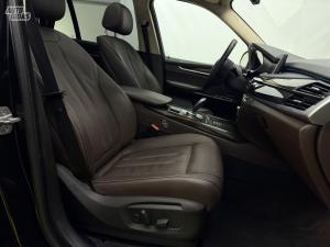 Black BMW X5 2014 in Avizieniai, with an engine capacity of 3.00 L and mileage of 213 thousand km for 17000 €, photo 13 on AUTOMOTO.COM.LV