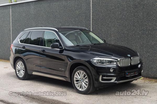 Black BMW X5 2014 in Parnu, with an engine capacity of 3.00 L and mileage of 228 thousand km for 20490 €, photo 2 on AUTOMOTO.COM.LV