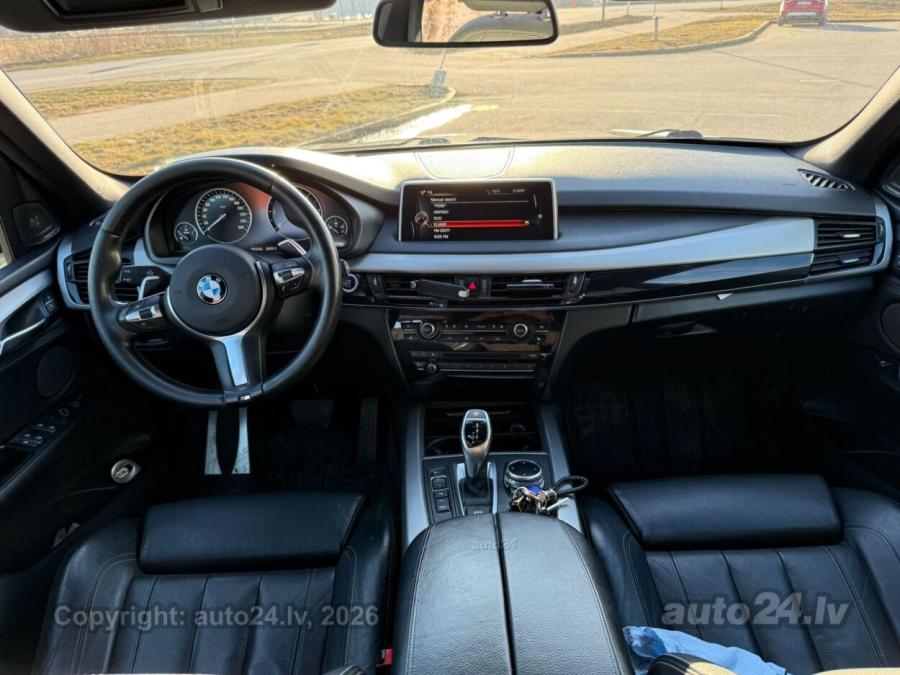 Melns BMW X5 2014 Tallina, ar dzinēja tilpumu 3.00 L un nobraukumu 0 tūkst. km par 20500 €, foto 9 vietnē AUTOMOTO.COM.LV