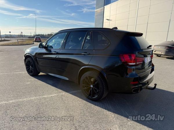 Black BMW X5 2014 in Tallinn, with an engine capacity of 3.00 L and mileage of 0 thousand km for 20500 €, photo 5 on AUTOMOTO.COM.LV