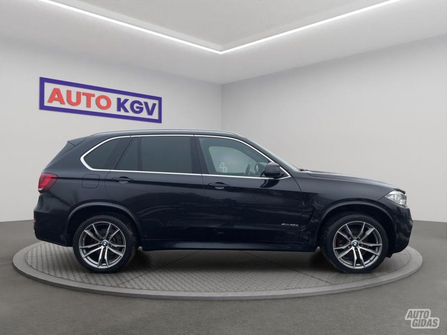 Melns BMW X5 2014 Viļņa, ar dzinēja tilpumu 3.00 L un nobraukumu 281 tūkst. km par 19499 €, foto 5 vietnē AUTOMOTO.COM.LV