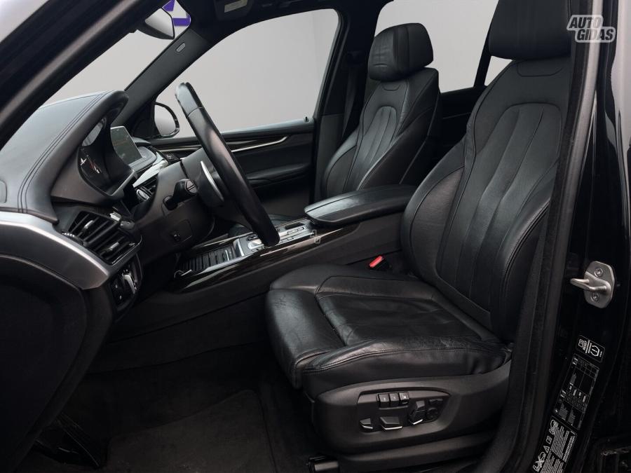 Melns BMW X5 2014 Viļņa, ar dzinēja tilpumu 3.00 L un nobraukumu 281 tūkst. km par 19499 €, foto 11 vietnē AUTOMOTO.COM.LV