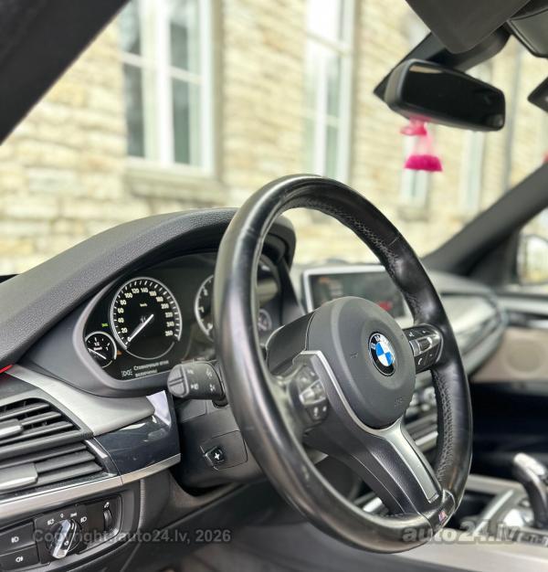 Black BMW X5 2014 in Tallinn, with an engine capacity of 3.00 L and mileage of 250 thousand km for 12999 €, photo 6 on AUTOMOTO.COM.LV