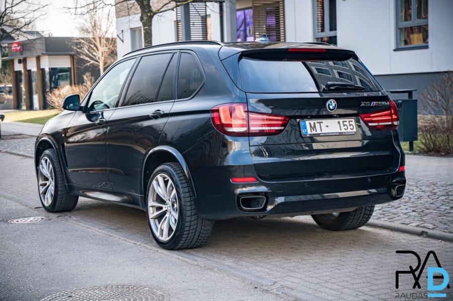 Melns BMW X5 2014 Rīga, ar dzinēja tilpumu 3.00 L un nobraukumu 255 tūkst. km par 19990 €, foto 3 vietnē AUTOMOTO.COM.LV