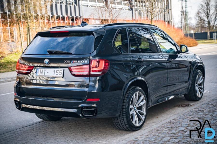Melns BMW X5 2014 Rīga, ar dzinēja tilpumu 3.00 L un nobraukumu 255 tūkst. km par 19990 €, foto 4 vietnē AUTOMOTO.COM.LV