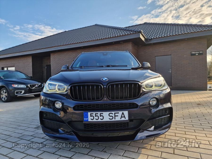 Black BMW X5 2014 in Tartu, with an engine capacity of 3.00 L and mileage of 228 thousand km for 23490 €, photo 3 on AUTOMOTO.COM.LV