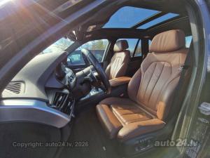 Black BMW X5 2014 in Tartu, with an engine capacity of 3.00 L and mileage of 228 thousand km for 23490 €, photo 14 on AUTOMOTO.COM.LV