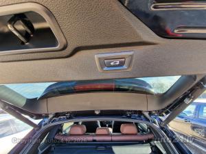 Black BMW X5 2014 in Tartu, with an engine capacity of 3.00 L and mileage of 228 thousand km for 23490 €, photo 28 on AUTOMOTO.COM.LV