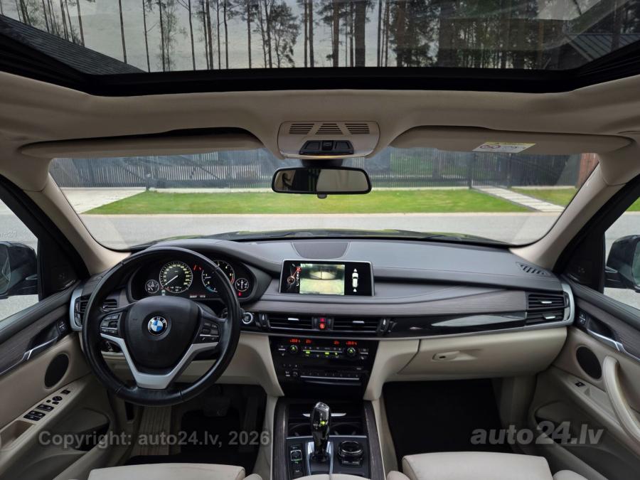Melns BMW X5 2014 Tallina, ar dzinēja tilpumu 3.00 L un nobraukumu 282 tūkst. km par 16490 €, foto 8 vietnē AUTOMOTO.COM.LV