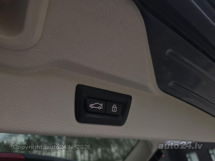 Melns BMW X5 2014 Tallina, ar dzinēja tilpumu 3.00 L un nobraukumu 282 tūkst. km par 16490 €, foto 26 vietnē AUTOMOTO.COM.LV