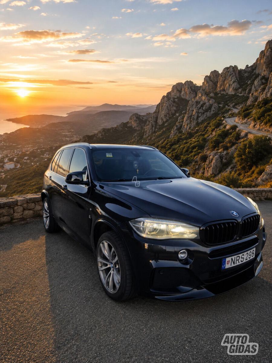 Black BMW X5 2014 in Vilnius, with an engine capacity of 3.00 L and mileage of 285 thousand km for 20500 €, photo 3 on AUTOMOTO.COM.LV
