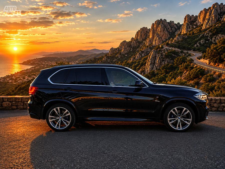 Black BMW X5 2014 in Vilnius, with an engine capacity of 3.00 L and mileage of 285 thousand km for 20500 €, photo 6 on AUTOMOTO.COM.LV