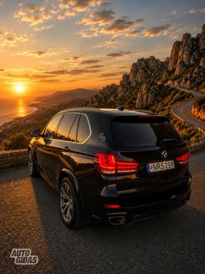 Black BMW X5 2014 in Vilnius, with an engine capacity of 3.00 L and mileage of 285 thousand km for 20500 €, photo 9 on AUTOMOTO.COM.LV