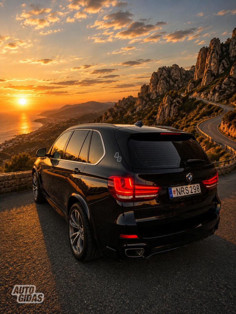 Black BMW X5 2014 in Vilnius, with an engine capacity of 3.00 L and mileage of 285 thousand km for 20500 €, photo 9 on AUTOMOTO.COM.LV