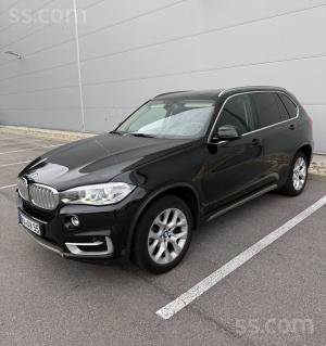 Melns BMW X5 2014 Jēkabpils, ar dzinēja tilpumu 3.00 L un nobraukumu 296 tūkst. km par 17200 €, foto 4 vietnē AUTOMOTO.COM.LV
