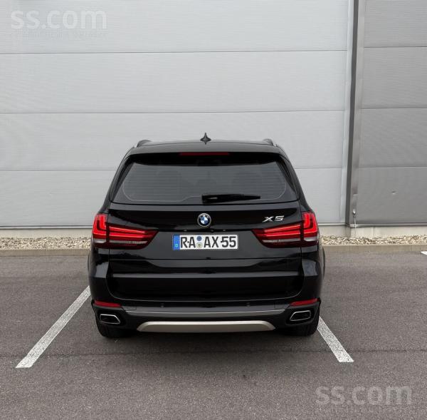 Melns BMW X5 2014 Jēkabpils, ar dzinēja tilpumu 3.00 L un nobraukumu 296 tūkst. km par 17200 €, foto 7 vietnē AUTOMOTO.COM.LV