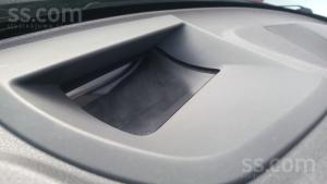 Black BMW X5 2014 in Riga, with an engine capacity of 3.00 L and mileage of 206 thousand km for 16950 €, photo 27 on AUTOMOTO.COM.LV