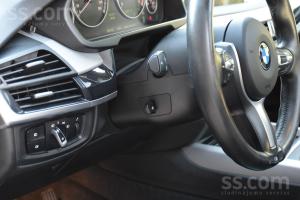 Black BMW X5 2014 in Riga, with an engine capacity of 3.00 L and mileage of 284 thousand km for 19950 €, photo 11 on AUTOMOTO.COM.LV