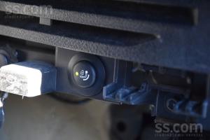 Black BMW X5 2014 in Riga, with an engine capacity of 3.00 L and mileage of 284 thousand km for 19950 €, photo 19 on AUTOMOTO.COM.LV