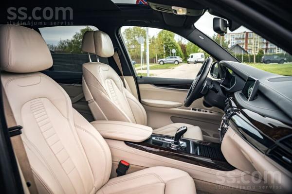 Melns BMW X5 2014 Rīga, ar dzinēja tilpumu 3.00 L un nobraukumu 0 tūkst. km par 21990 €, foto 9 vietnē AUTOMOTO.COM.LV