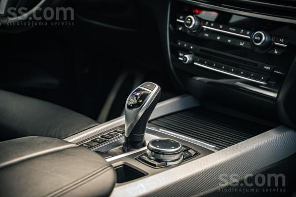 Melns BMW X5 2014 Rīga, ar dzinēja tilpumu 3.00 L un nobraukumu 0 tūkst. km par 18990 €, foto 8 vietnē AUTOMOTO.COM.LV