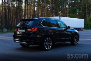 Melns BMW X5 2014 Rīga, ar dzinēja tilpumu 3.00 L un nobraukumu 228 tūkst. km par 18700 €, foto 7 vietnē AUTOMOTO.COM.LV