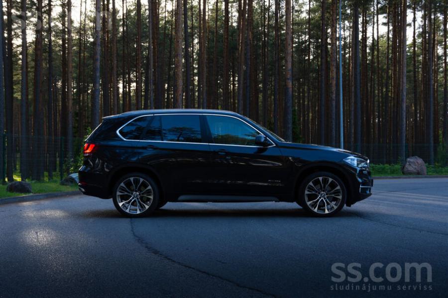 Melns BMW X5 2014 Rīga, ar dzinēja tilpumu 3.00 L un nobraukumu 228 tūkst. km par 18700 €, foto 8 vietnē AUTOMOTO.COM.LV