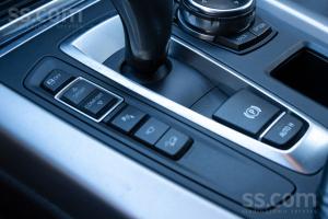 Melns BMW X5 2014 Rīga, ar dzinēja tilpumu 3.00 L un nobraukumu 228 tūkst. km par 18700 €, foto 21 vietnē AUTOMOTO.COM.LV