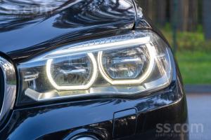 Melns BMW X5 2014 Rīga, ar dzinēja tilpumu 3.00 L un nobraukumu 228 tūkst. km par 18700 €, foto 23 vietnē AUTOMOTO.COM.LV