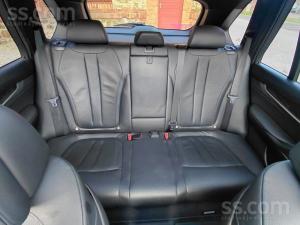 Melns BMW X5 2014 Ventspils, ar dzinēja tilpumu 3.00 L un nobraukumu 290 tūkst. km par 21500 €, foto 20 vietnē AUTOMOTO.COM.LV