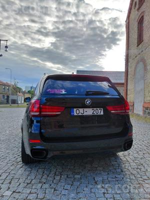 Melns BMW X5 2014 Ventspils, ar dzinēja tilpumu 3.00 L un nobraukumu 290 tūkst. km par 21500 €, foto 21 vietnē AUTOMOTO.COM.LV
