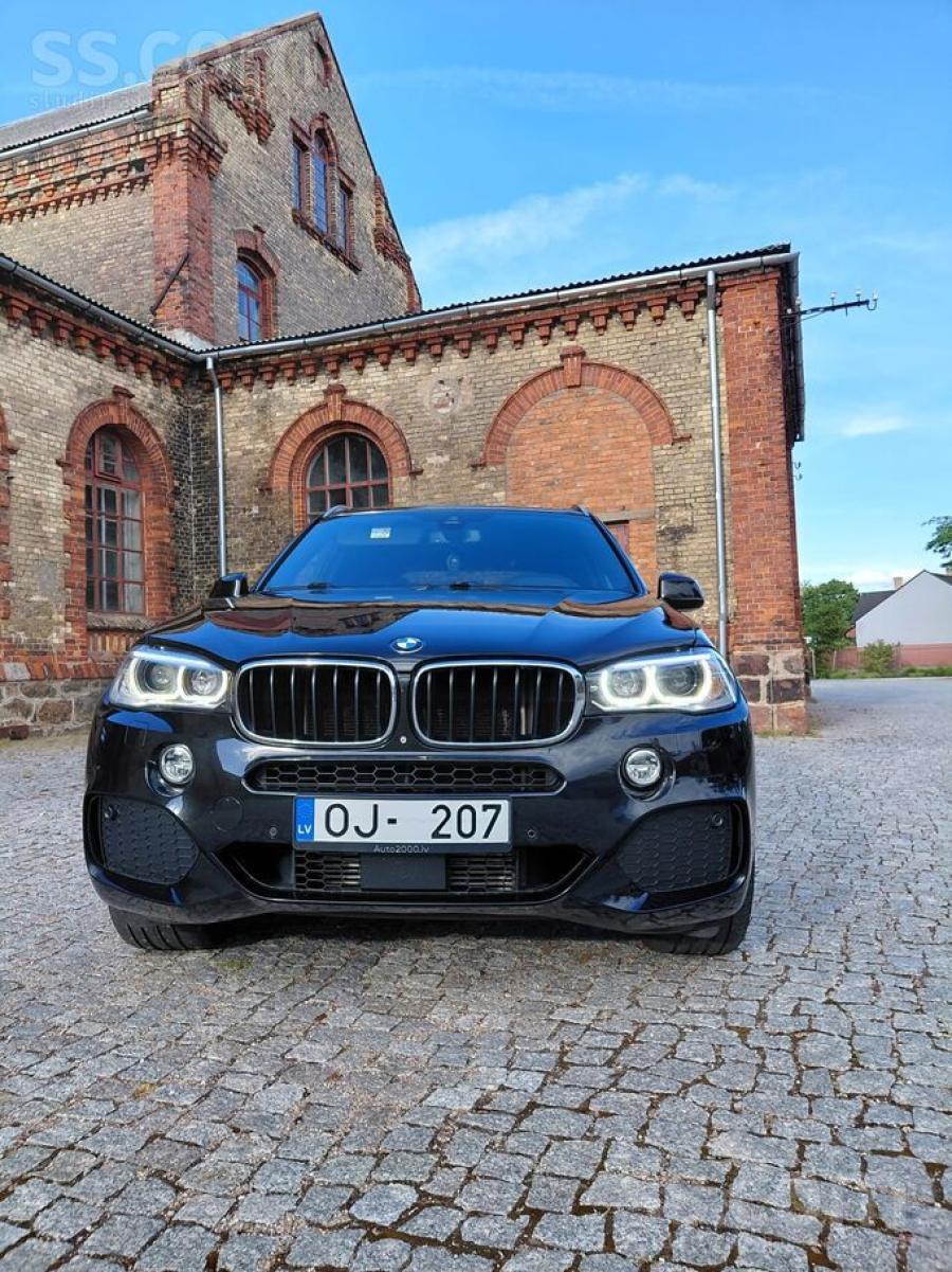 Melns BMW X5 2014 Ventspils, ar dzinēja tilpumu 3.00 L un nobraukumu 290 tūkst. km par 21500 €, foto 22 vietnē AUTOMOTO.COM.LV