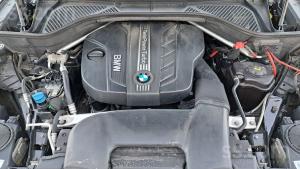 Black BMW X5 2014 in Riga, with an engine capacity of 2.00 L and mileage of 209 thousand km for 20950 €, photo 24 on AUTOMOTO.COM.LV