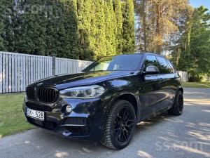 Melns BMW X5 2014 Rīga, ar dzinēja tilpumu 3.00 L un nobraukumu 286 tūkst. km par 24000 €, foto 3 vietnē AUTOMOTO.COM.LV