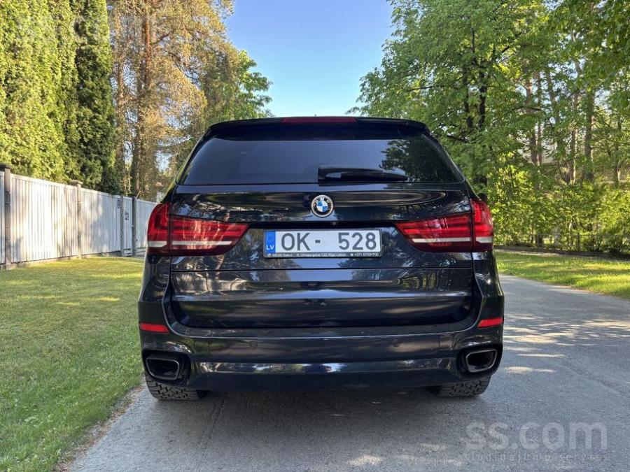 Melns BMW X5 2014 Rīga, ar dzinēja tilpumu 3.00 L un nobraukumu 286 tūkst. km par 24000 €, foto 7 vietnē AUTOMOTO.COM.LV