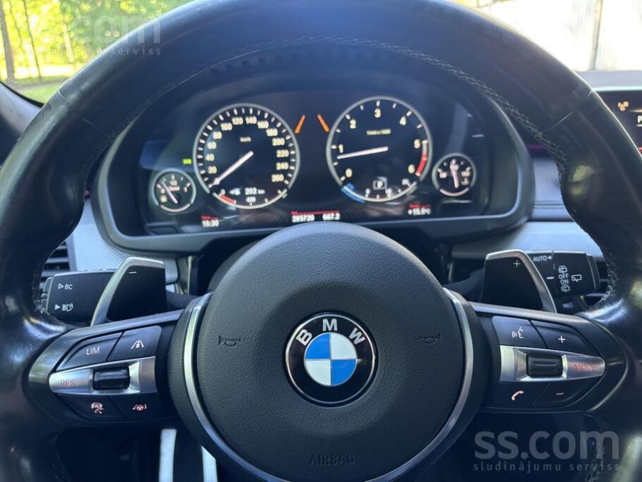 Melns BMW X5 2014 Rīga, ar dzinēja tilpumu 3.00 L un nobraukumu 286 tūkst. km par 24000 €, foto 12 vietnē AUTOMOTO.COM.LV