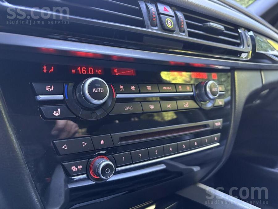 Melns BMW X5 2014 Rīga, ar dzinēja tilpumu 3.00 L un nobraukumu 286 tūkst. km par 24000 €, foto 14 vietnē AUTOMOTO.COM.LV