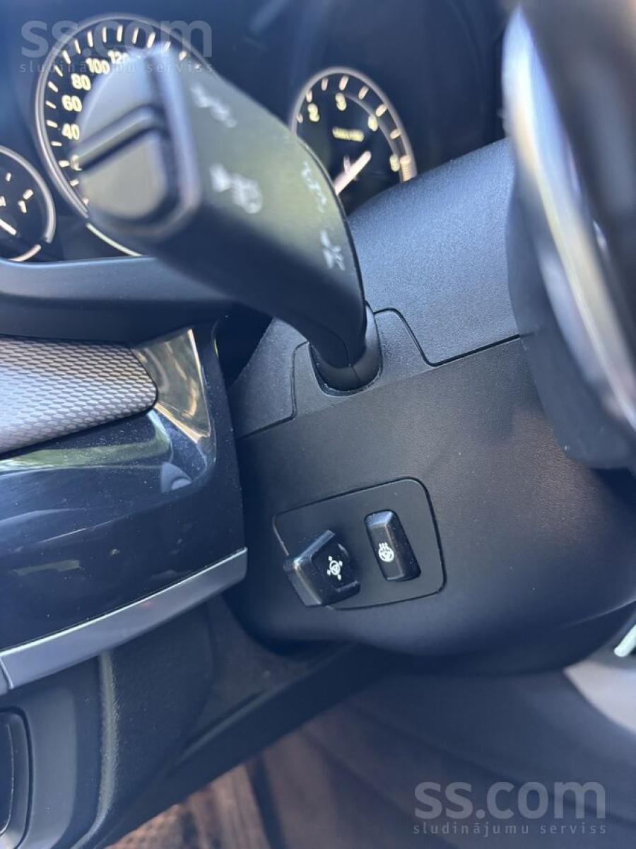Melns BMW X5 2014 Rīga, ar dzinēja tilpumu 3.00 L un nobraukumu 286 tūkst. km par 24000 €, foto 18 vietnē AUTOMOTO.COM.LV
