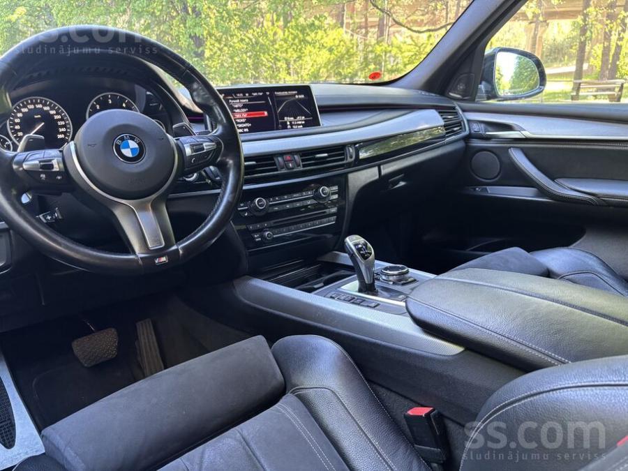Melns BMW X5 2014 Rīga, ar dzinēja tilpumu 3.00 L un nobraukumu 286 tūkst. km par 24000 €, foto 19 vietnē AUTOMOTO.COM.LV