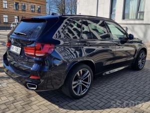 Melns BMW X5 2014 Rīga, ar dzinēja tilpumu 3.00 L un nobraukumu 246 tūkst. km par 22900 €, foto 4 vietnē AUTOMOTO.COM.LV