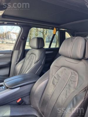 Melns BMW X5 2014 Rīga, ar dzinēja tilpumu 3.00 L un nobraukumu 246 tūkst. km par 22900 €, foto 9 vietnē AUTOMOTO.COM.LV