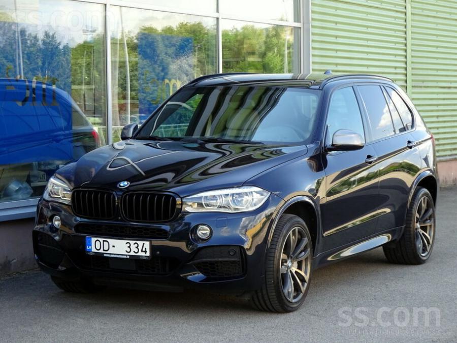 Black BMW X5 2014 in Riga, with an engine capacity of 3.00 L and mileage of 266 thousand km for 19900 €, photo 1 on AUTOMOTO.COM.LV