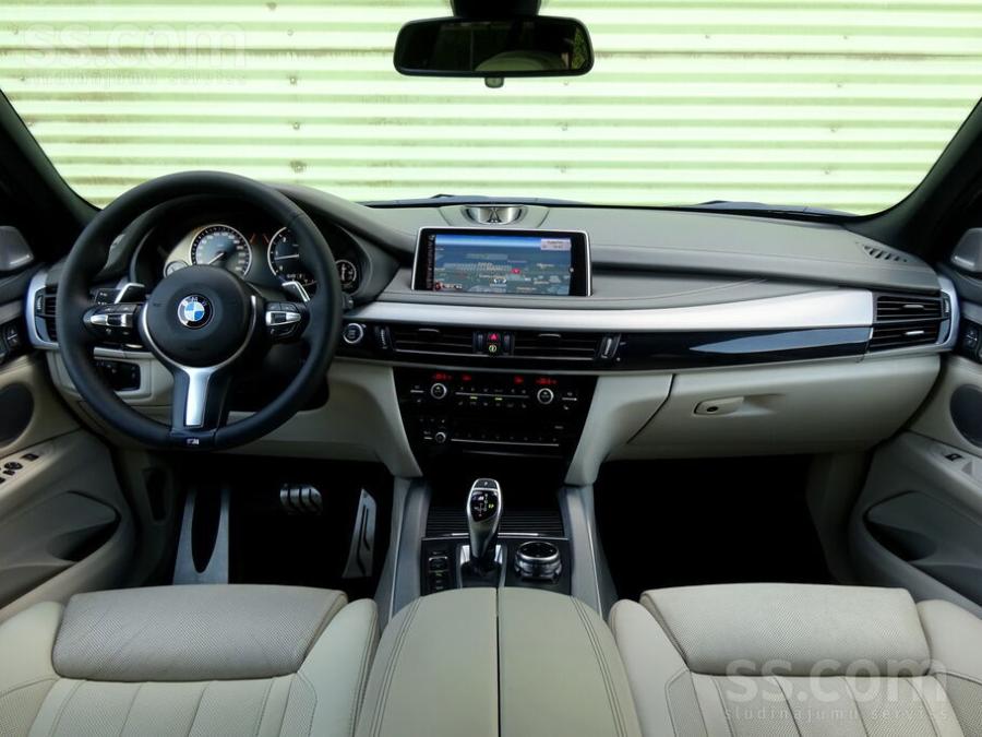 Black BMW X5 2014 in Riga, with an engine capacity of 3.00 L and mileage of 266 thousand km for 19900 €, photo 6 on AUTOMOTO.COM.LV