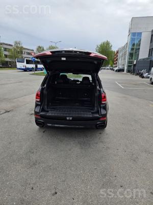 Melns BMW X5 2014 Rīga, ar dzinēja tilpumu 3.00 L un nobraukumu 295 tūkst. km par 20800 €, foto 6 vietnē AUTOMOTO.COM.LV