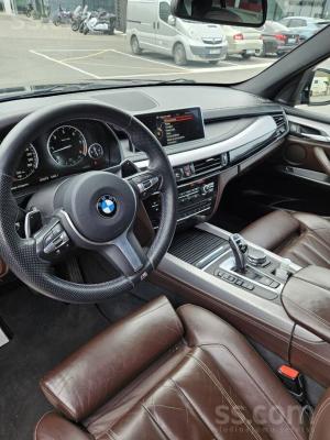 Melns BMW X5 2014 Rīga, ar dzinēja tilpumu 3.00 L un nobraukumu 295 tūkst. km par 20800 €, foto 11 vietnē AUTOMOTO.COM.LV